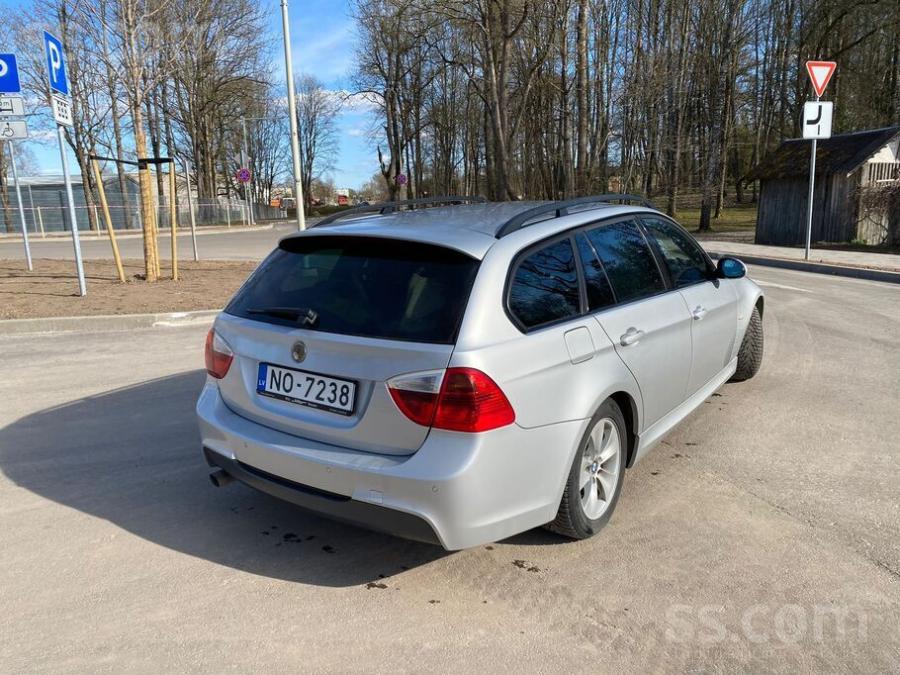 Grey BMW 320 2006 in Cesis, with an engine capacity of 2.00 L and mileage of 289 thousand km for 3000 €, photo 4 on AUTOMOTO.COM.LV