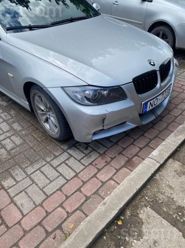 Grey BMW 320 2006 in Cesis, with an engine capacity of 2.00 L and mileage of 289 thousand km for 3000 €, photo 5 on AUTOMOTO.COM.LV