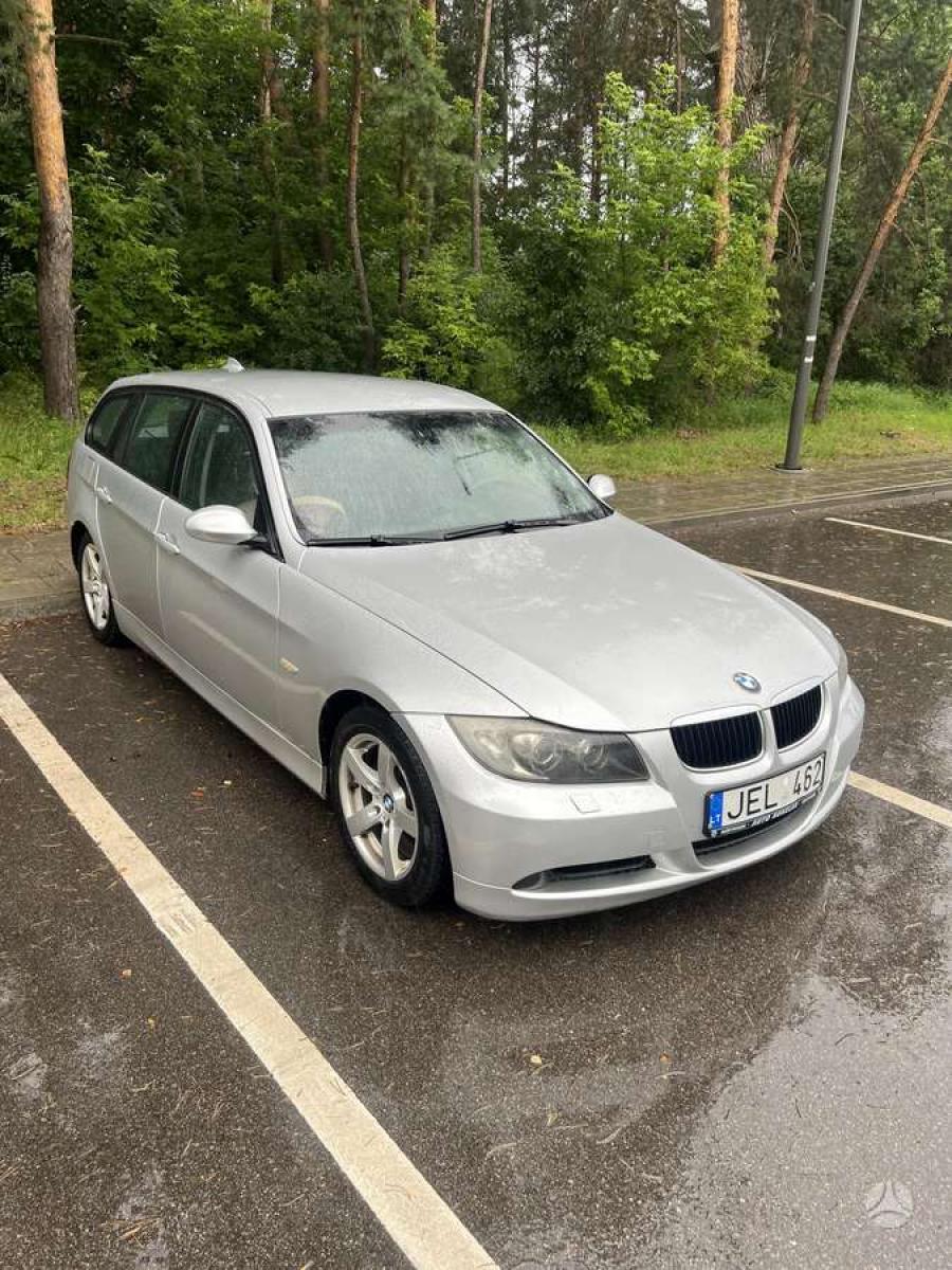 Pelēks BMW 320 2006 Kauņa, ar dzinēja tilpumu 2.00 L un nobraukumu 315 tūkst. km par 2950 €, foto 6 vietnē AUTOMOTO.COM.LV