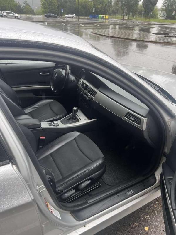 Pelēks BMW 320 2006 Kauņa, ar dzinēja tilpumu 2.00 L un nobraukumu 315 tūkst. km par 2950 €, foto 10 vietnē AUTOMOTO.COM.LV