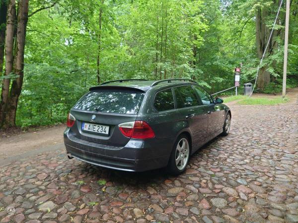 Pelēks BMW 320 2006 Viļņa, ar dzinēja tilpumu 2.00 L un nobraukumu 480 tūkst. km par 2200 €, foto 3 vietnē AUTOMOTO.COM.LV