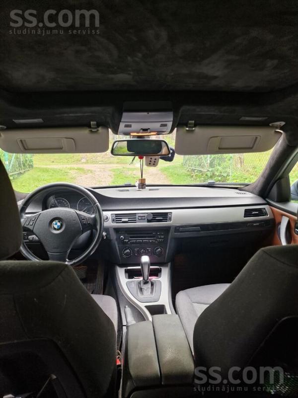 Grey BMW 320 2006 in Rezekne, with an engine capacity of 2.00 L and mileage of 320 thousand km for 2600 €, photo 3 on AUTOMOTO.COM.LV