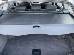 Pelēks BMW 320 2006 Alīta, ar dzinēja tilpumu 2.00 L un nobraukumu 315 tūkst. km par 2900 €, foto 19 vietnē AUTOMOTO.COM.LV