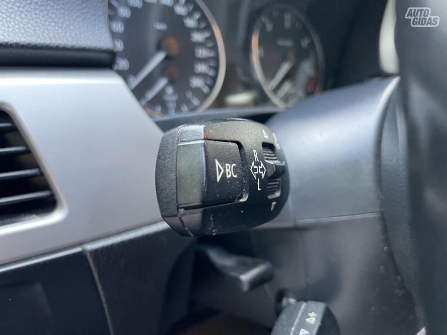 Pelēks BMW 320 2006 Alīta, ar dzinēja tilpumu 2.00 L un nobraukumu 315 tūkst. km par 2900 €, foto 29 vietnē AUTOMOTO.COM.LV