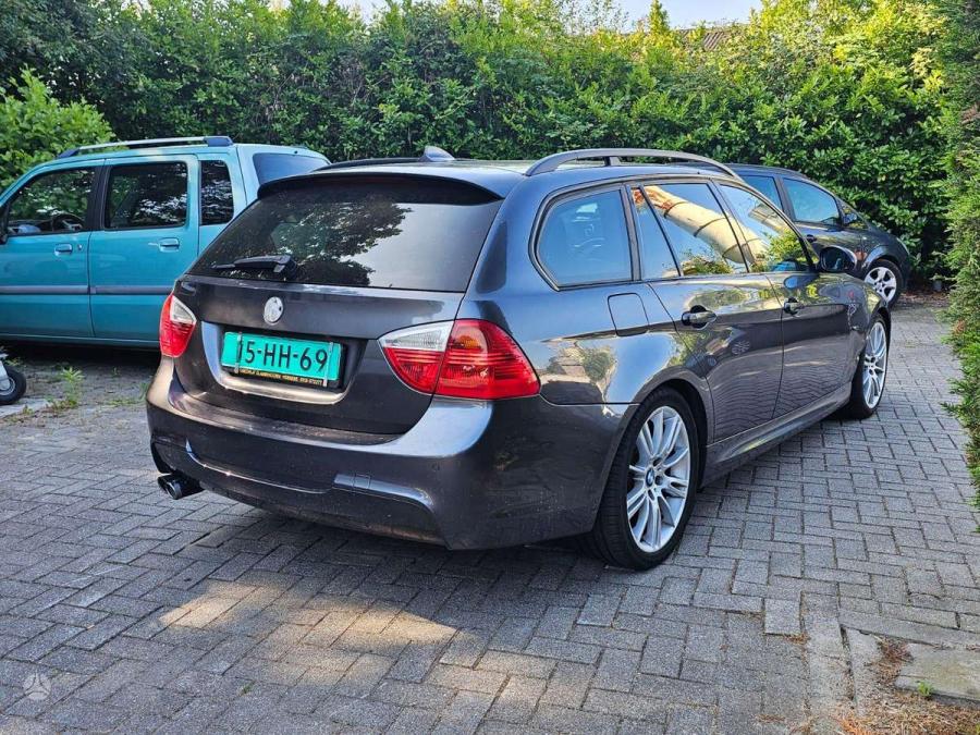 Grey BMW 320 2006 in Kaunas, with an engine capacity of 2.00 L and mileage of 331 thousand km for 4250 €, photo 5 on AUTOMOTO.COM.LV