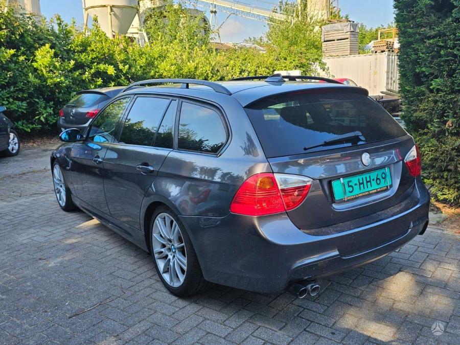 Grey BMW 320 2006 in Kaunas, with an engine capacity of 2.00 L and mileage of 331 thousand km for 4250 €, photo 8 on AUTOMOTO.COM.LV