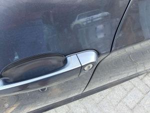Grey BMW 320 2006 in Kaunas, with an engine capacity of 2.00 L and mileage of 331 thousand km for 4250 €, photo 9 on AUTOMOTO.COM.LV
