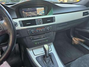 Grey BMW 320 2006 in Kaunas, with an engine capacity of 2.00 L and mileage of 331 thousand km for 4250 €, photo 16 on AUTOMOTO.COM.LV