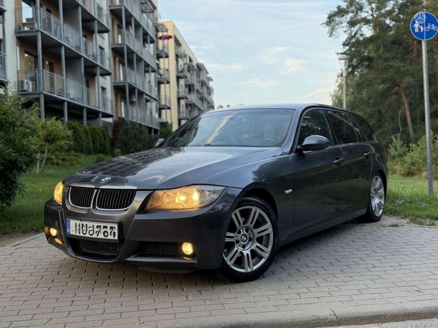 Pelēks BMW 320 2006 Viļņa, ar dzinēja tilpumu 2.00 L un nobraukumu 372 tūkst. km par 2950 €, foto 4 vietnē AUTOMOTO.COM.LV