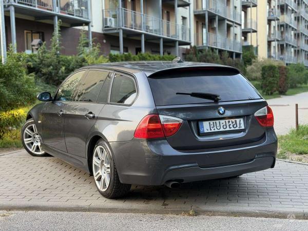 Pelēks BMW 320 2006 Viļņa, ar dzinēja tilpumu 2.00 L un nobraukumu 372 tūkst. km par 2950 €, foto 4 vietnē AUTOMOTO.COM.LV