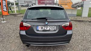 Pelēks BMW 320 2006 Marijampole, ar dzinēja tilpumu 2.00 L un nobraukumu 385 tūkst. km par 3450 €, foto 20 vietnē AUTOMOTO.COM.LV