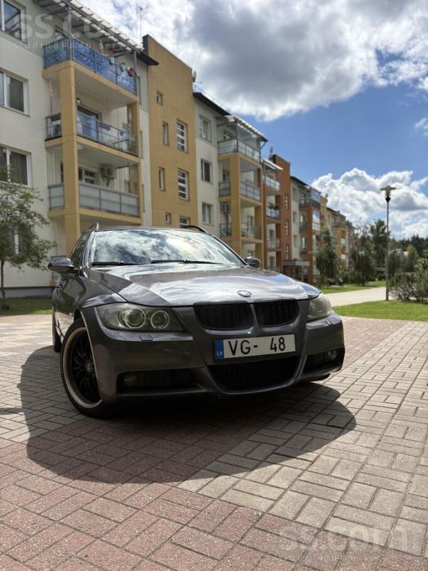 Pelēks BMW 320 2006 Rīga, ar dzinēja tilpumu 2.00 L un nobraukumu 345 tūkst. km par 4650 €, foto 1 vietnē AUTOMOTO.COM.LV