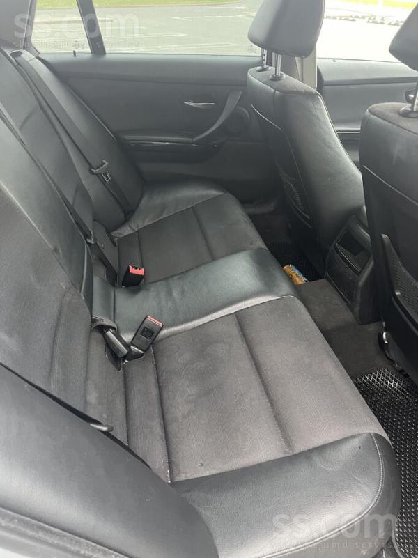 Pelēks BMW 320 2006 Rīga, ar dzinēja tilpumu 2.00 L un nobraukumu 331 tūkst. km par 2900 €, foto 8 vietnē AUTOMOTO.COM.LV