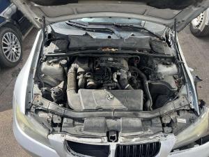 Grey BMW 320 2006 in Kaunas, with an engine capacity of 2.00 L and mileage of 256 thousand km for 1100 €, photo 8 on AUTOMOTO.COM.LV