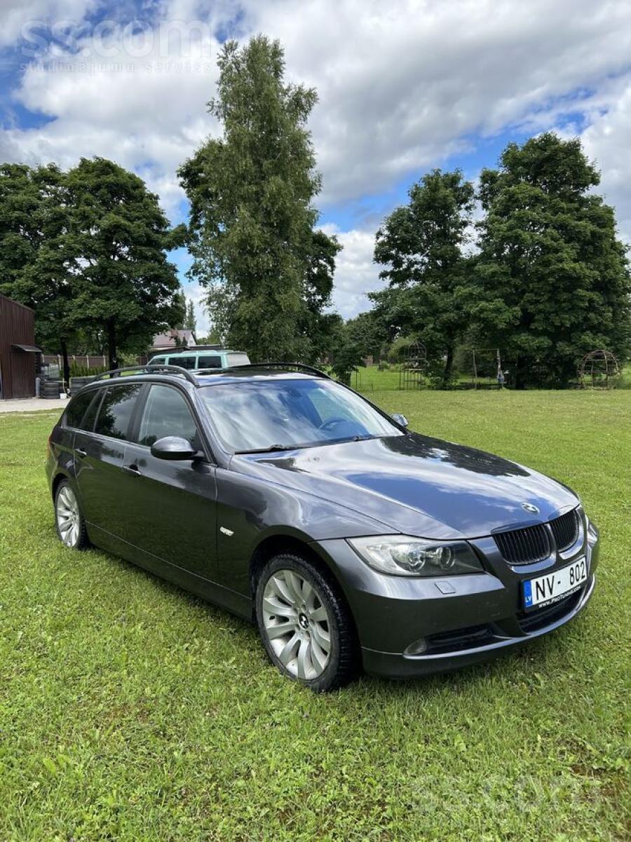Grey BMW 320 2006 in Liepaja, with an engine capacity of 2.00 L and mileage of 404 thousand km for 3200 €, photo 1 on AUTOMOTO.COM.LV