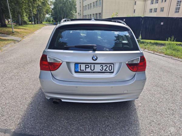 Grey BMW 320 2006 in Alytus, with an engine capacity of 2.00 L and mileage of 301 thousand km for 2550 €, photo 6 on AUTOMOTO.COM.LV