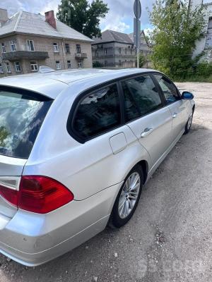 Pelēks BMW 320 2006 Daugavpils, ar dzinēja tilpumu 2.00 L un nobraukumu 320 tūkst. km par 2150 €, foto 7 vietnē AUTOMOTO.COM.LV