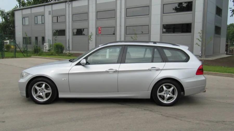 Grey BMW 320 2006 in Riga, with an engine capacity of 2.00 L and mileage of 389 thousand km for 3650 €, photo 11 on AUTOMOTO.COM.LV