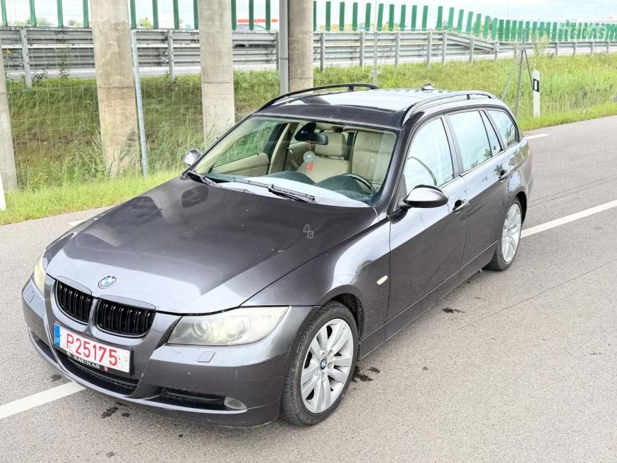 Grey BMW 320 2006 in Kaunas, with an engine capacity of 2.00 L and mileage of 390 thousand km for 2450 €, photo 10 on AUTOMOTO.COM.LV