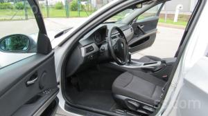 Grey BMW 320 2006 in Riga, with an engine capacity of 2.00 L and mileage of 389 thousand km for 3550 €, photo 4 on AUTOMOTO.COM.LV