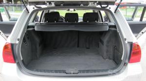 Grey BMW 320 2006 in Riga, with an engine capacity of 2.00 L and mileage of 389 thousand km for 3550 €, photo 7 on AUTOMOTO.COM.LV