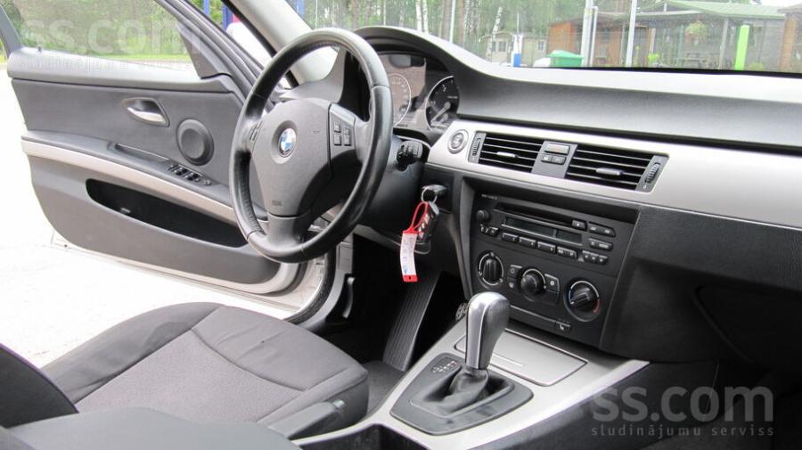 Grey BMW 320 2006 in Riga, with an engine capacity of 2.00 L and mileage of 389 thousand km for 3550 €, photo 9 on AUTOMOTO.COM.LV