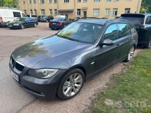 Pelēks BMW 320 2006 Rīga, ar dzinēja tilpumu 2.00 L un nobraukumu 239 tūkst. km par 3000 €, foto 3 vietnē AUTOMOTO.COM.LV