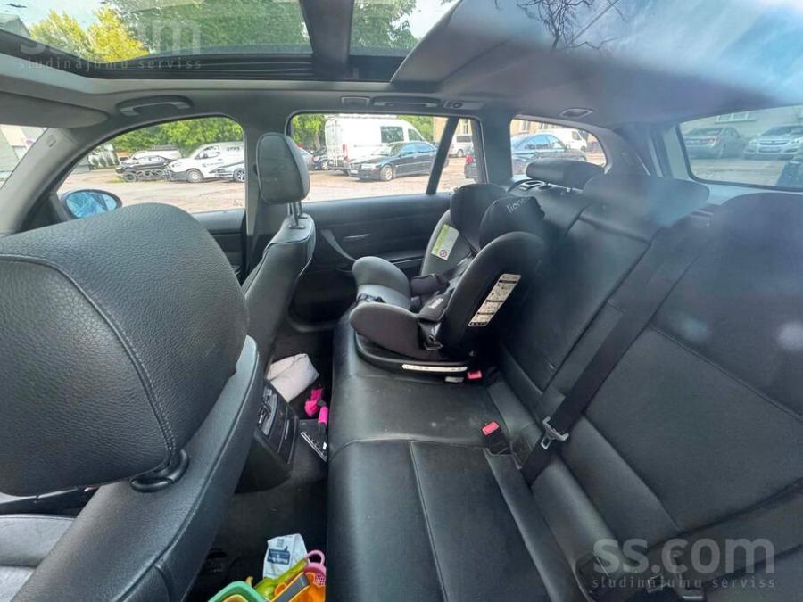 Pelēks BMW 320 2006 Rīga, ar dzinēja tilpumu 2.00 L un nobraukumu 239 tūkst. km par 3000 €, foto 9 vietnē AUTOMOTO.COM.LV