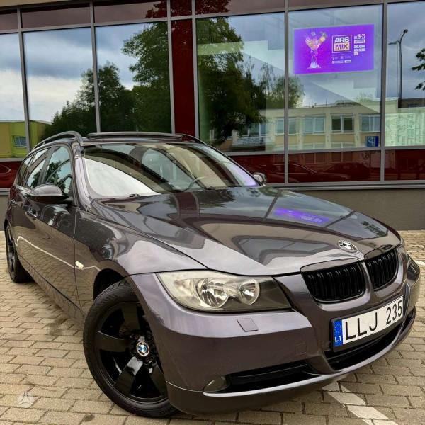 Pelēks BMW 320 2006 Kaišiadorys, ar dzinēja tilpumu 2.00 L un nobraukumu 323 tūkst. km par 2950 €, foto 6 vietnē AUTOMOTO.COM.LV