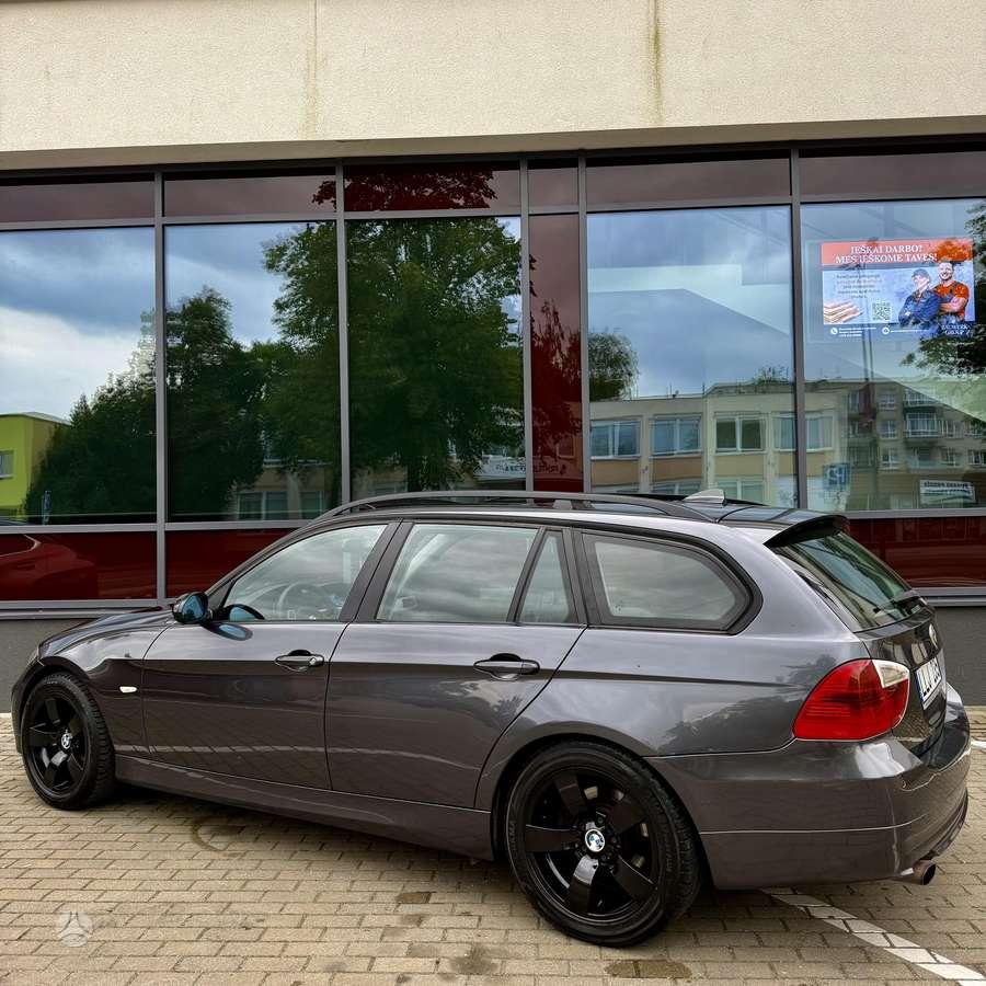 Grey BMW 320 2006 in Kaisiadorys, with an engine capacity of 2.00 L and mileage of 323 thousand km for 2950 €, photo 12 on AUTOMOTO.COM.LV