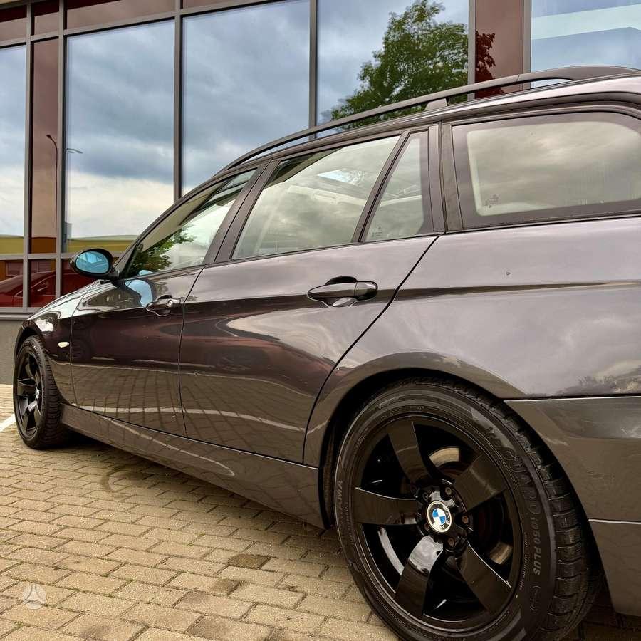 Grey BMW 320 2006 in Kaisiadorys, with an engine capacity of 2.00 L and mileage of 323 thousand km for 2950 €, photo 14 on AUTOMOTO.COM.LV