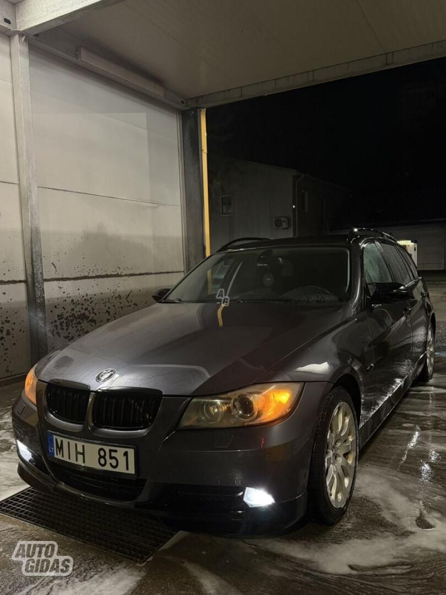Pelēks BMW 320 2006 Panevēža, ar dzinēja tilpumu 2.00 L un nobraukumu 355 tūkst. km par 2600 €, foto 7 vietnē AUTOMOTO.COM.LV