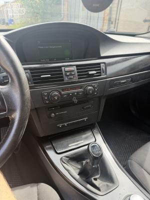 Pelēks BMW 320 2006 Panevēža, ar dzinēja tilpumu 2.00 L un nobraukumu 355 tūkst. km par 2600 €, foto 11 vietnē AUTOMOTO.COM.LV