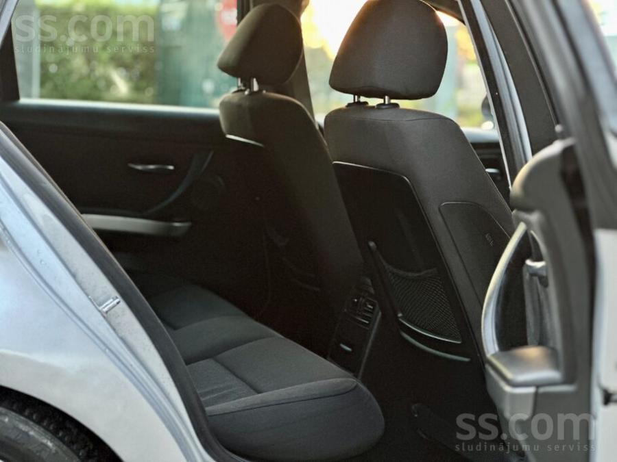 Pelēks BMW 320 2006 Jelgava, ar dzinēja tilpumu 2.00 L un nobraukumu 0 tūkst. km par 2450 €, foto 13 vietnē AUTOMOTO.COM.LV