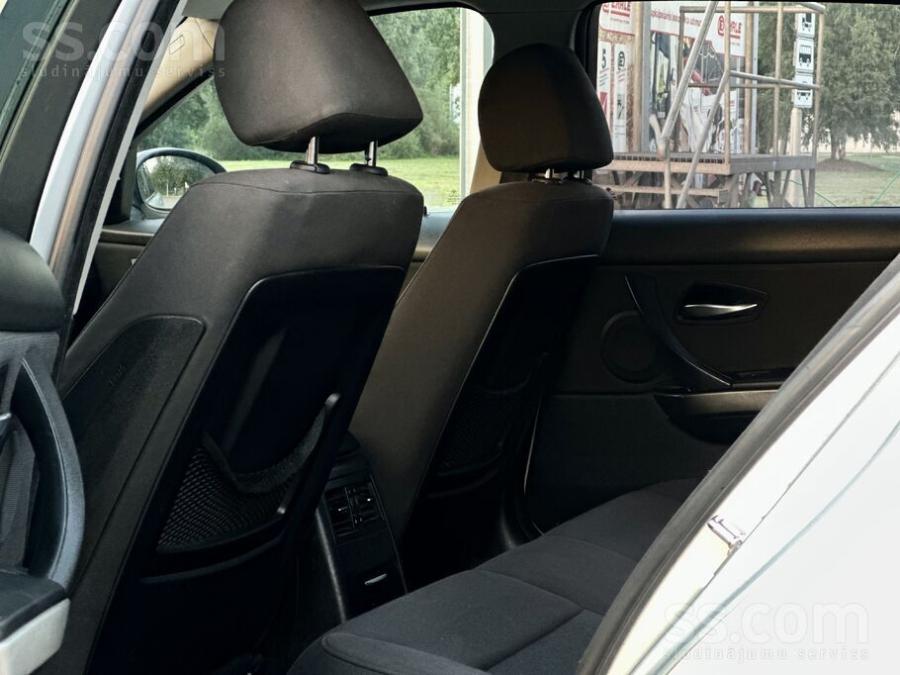 Pelēks BMW 320 2006 Jelgava, ar dzinēja tilpumu 2.00 L un nobraukumu 0 tūkst. km par 2450 €, foto 14 vietnē AUTOMOTO.COM.LV
