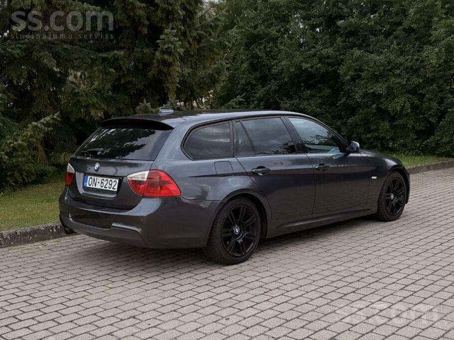 Pelēks BMW 320 2006 Dobele, ar dzinēja tilpumu 2.00 L un nobraukumu 372 tūkst. km par 4985 €, foto 3 vietnē AUTOMOTO.COM.LV
