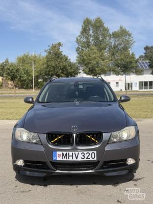 Pelēks BMW 320 2006 Panevēža, ar dzinēja tilpumu 2.00 L un nobraukumu 355 tūkst. km par 2500 €, foto 3 vietnē AUTOMOTO.COM.LV