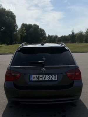 Pelēks BMW 320 2006 Panevēža, ar dzinēja tilpumu 2.00 L un nobraukumu 355 tūkst. km par 2500 €, foto 6 vietnē AUTOMOTO.COM.LV