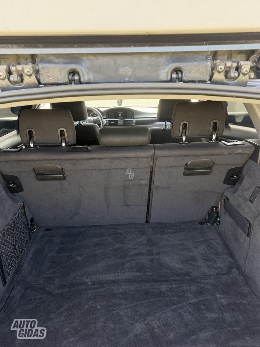Pelēks BMW 320 2006 Panevēža, ar dzinēja tilpumu 2.00 L un nobraukumu 355 tūkst. km par 2500 €, foto 14 vietnē AUTOMOTO.COM.LV