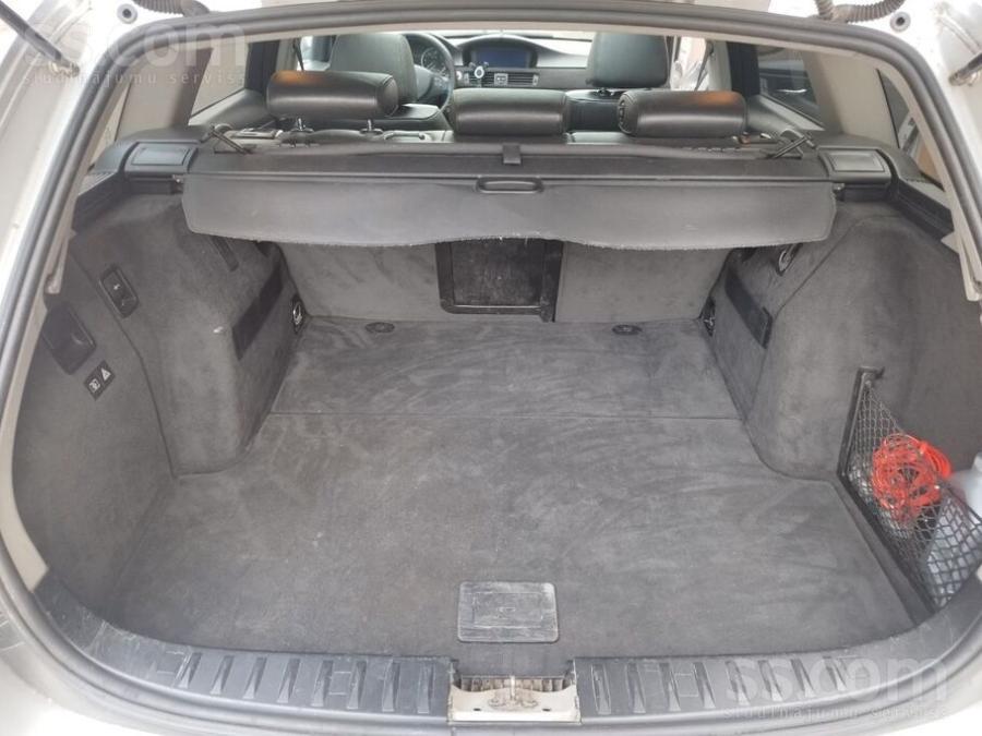 Grey BMW 320 2006 in Riga, with an engine capacity of 2.00 L and mileage of 430 thousand km for 2500 €, photo 8 on AUTOMOTO.COM.LV