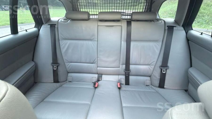 Grey BMW 320 2006 in Ogre, with an engine capacity of 2.00 L and mileage of 389 thousand km for 4050 €, photo 8 on AUTOMOTO.COM.LV