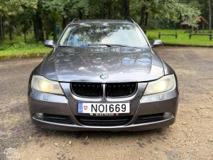 Pelēks BMW 320 2006 Kauņa, ar dzinēja tilpumu 2.00 L un nobraukumu 390 tūkst. km par 2290 €, foto 6 vietnē AUTOMOTO.COM.LV