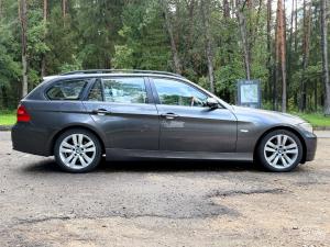 Pelēks BMW 320 2006 Kauņa, ar dzinēja tilpumu 2.00 L un nobraukumu 390 tūkst. km par 2290 €, foto 12 vietnē AUTOMOTO.COM.LV