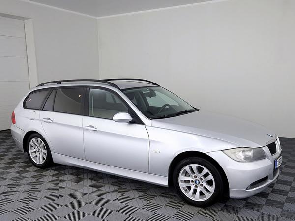 Pelēks BMW 320 2006 Tallina, ar dzinēja tilpumu 2.00 L un nobraukumu 374 tūkst. km par 1499 €, foto 1 vietnē AUTOMOTO.COM.LV