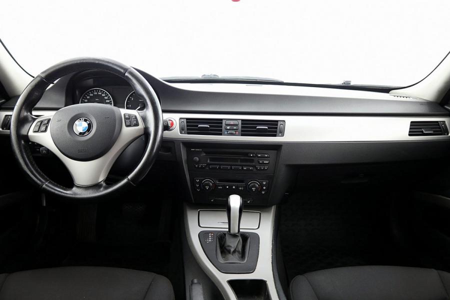 Pelēks BMW 320 2006 Tallina, ar dzinēja tilpumu 2.00 L un nobraukumu 374 tūkst. km par 1499 €, foto 13 vietnē AUTOMOTO.COM.LV