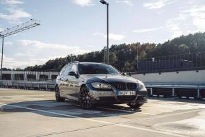 Pelēks BMW 320 2006 Viļņa, ar dzinēja tilpumu 2.00 L un nobraukumu 345 tūkst. km par 3400 €, foto 23 vietnē AUTOMOTO.COM.LV