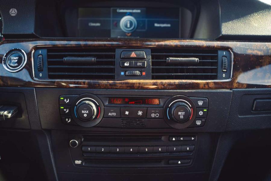 Pelēks BMW 320 2006 Viļņa, ar dzinēja tilpumu 2.00 L un nobraukumu 345 tūkst. km par 3400 €, foto 25 vietnē AUTOMOTO.COM.LV