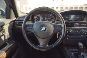 Pelēks BMW 320 2006 Viļņa, ar dzinēja tilpumu 2.00 L un nobraukumu 345 tūkst. km par 3400 €, foto 27 vietnē AUTOMOTO.COM.LV