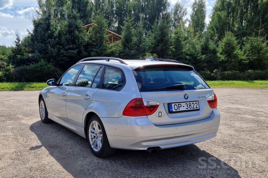 Pelēks BMW 320 2006 Jelgava, ar dzinēja tilpumu 2.00 L un nobraukumu 298 tūkst. km par 3000 €, foto 5 vietnē AUTOMOTO.COM.LV