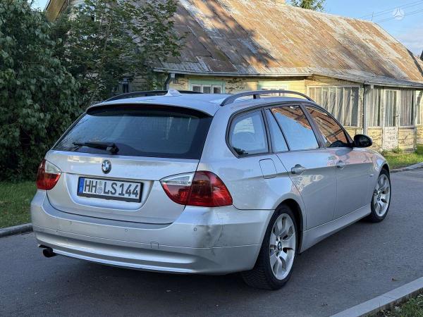 Grey BMW 320 2006 in Ukmerge, with an engine capacity of 2.00 L and mileage of 324 thousand km for 2850 €, photo 8 on AUTOMOTO.COM.LV